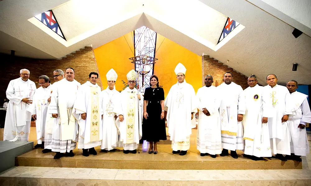 PUCMM celebra 62 años de servicio y calidad - Prensa | Pontificia ...